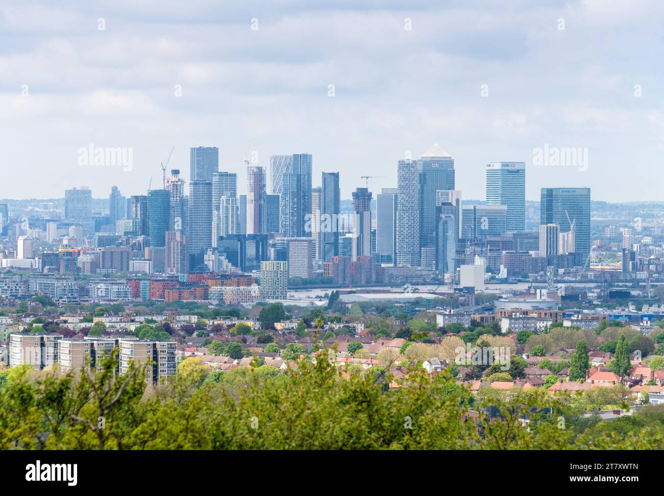 London skyline as seen from the viewing platform of Severndroog Castle ...