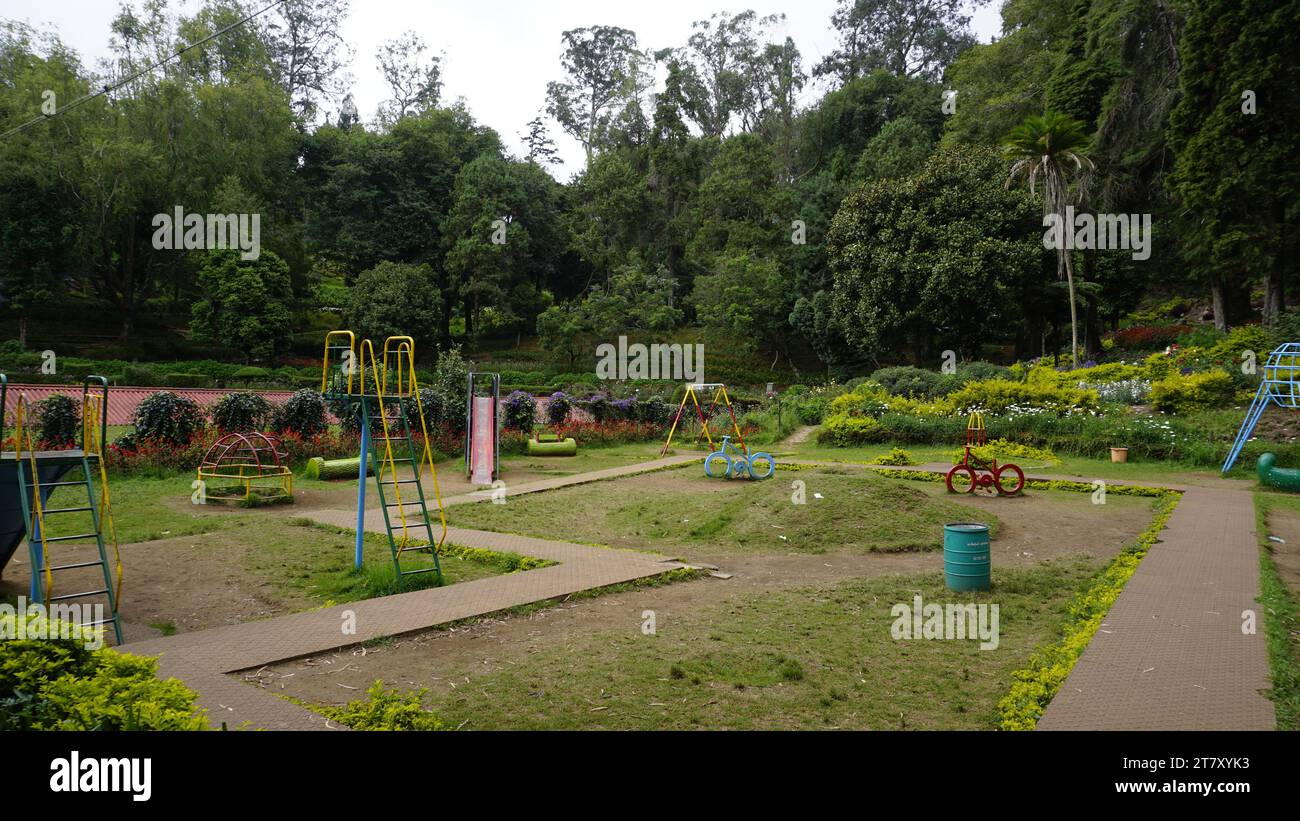 Beautiful scenic garden of Kodaikanal Bryant Park. One of the must ...