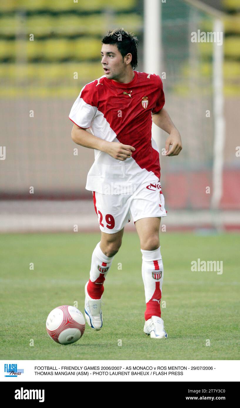 Mangani thomas hi-res stock photography and images - Alamy