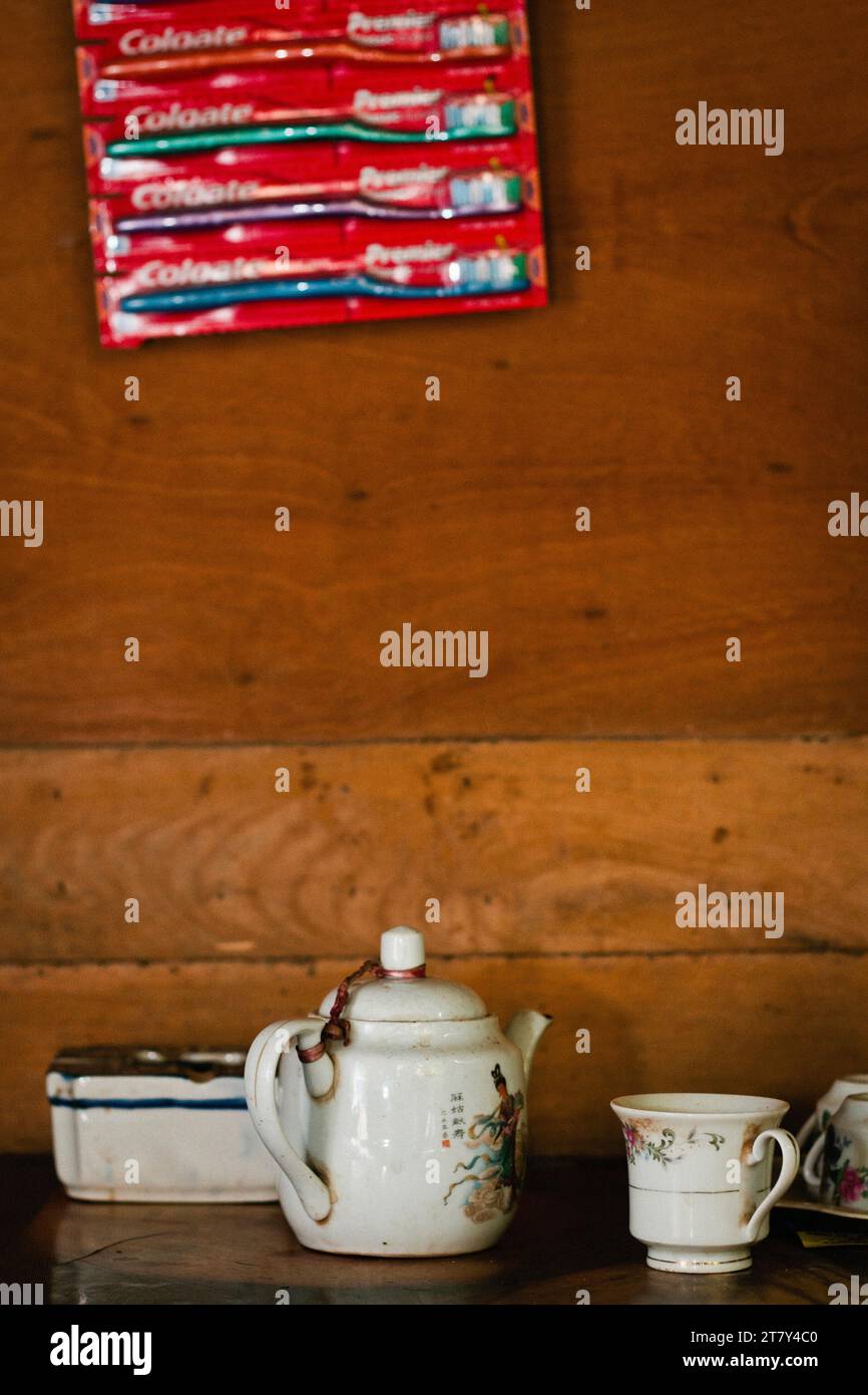 Barber shop in vietnam hi-res stock photography and images - Alamy