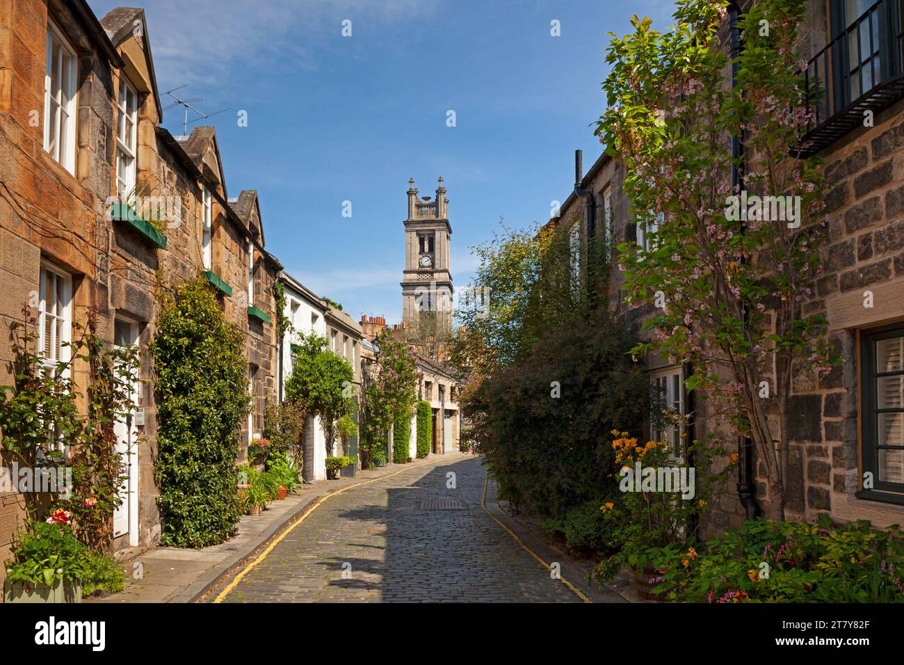 Circus Lane, Stockbridge, Edinburgh, Scotland, UK Stock Photo - Alamy