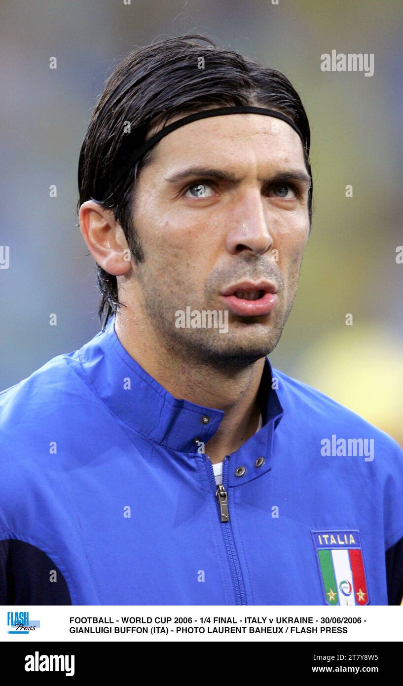Gianluigi buffon 2006 italy hi-res stock photography and images - Alamy