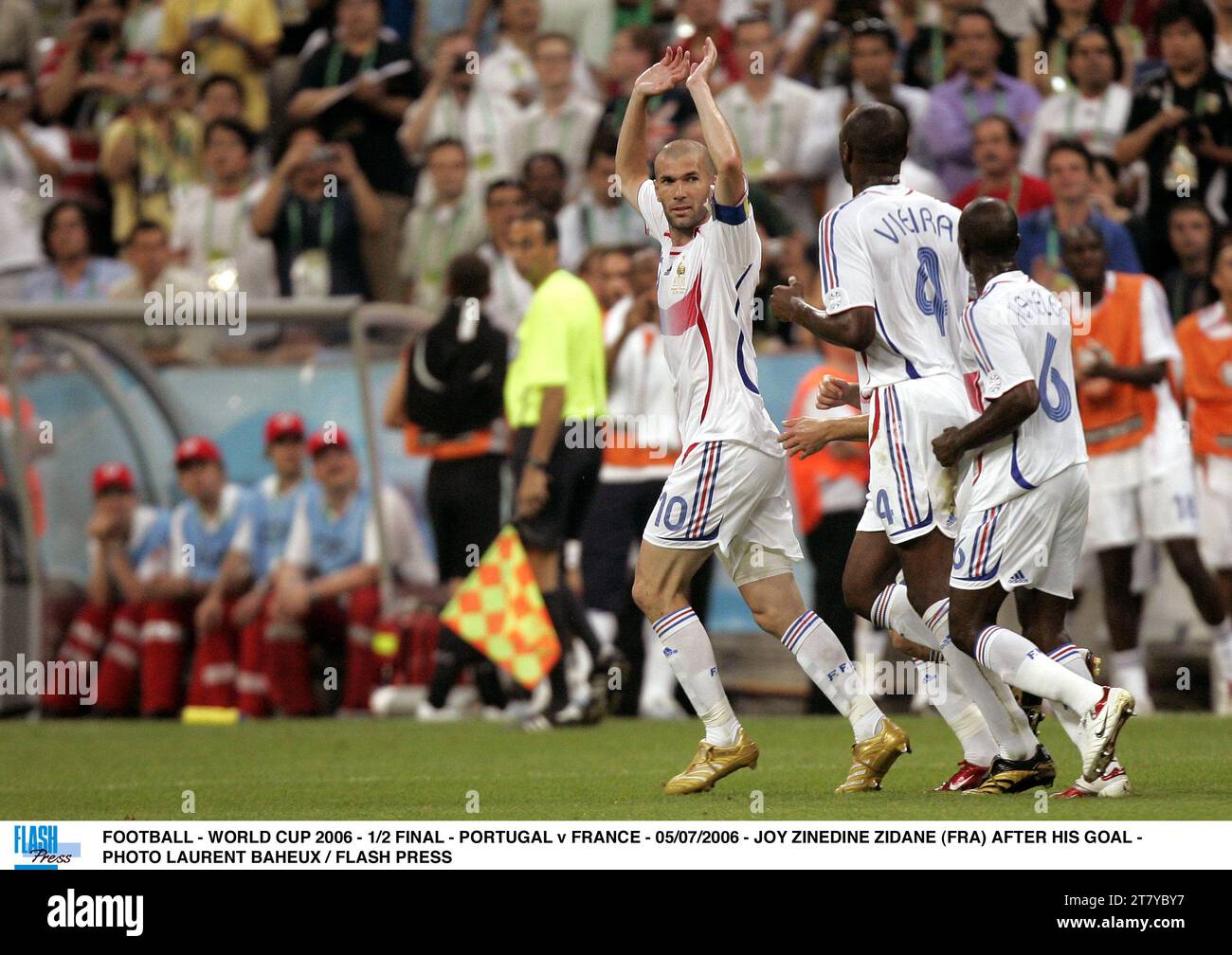 FOOTBALL - WORLD CUP 2006 - 1/2 FINAL - PORTUGAL v FRANCE - 05/07/2006 - JOY ZINEDINE ZIDANE ...