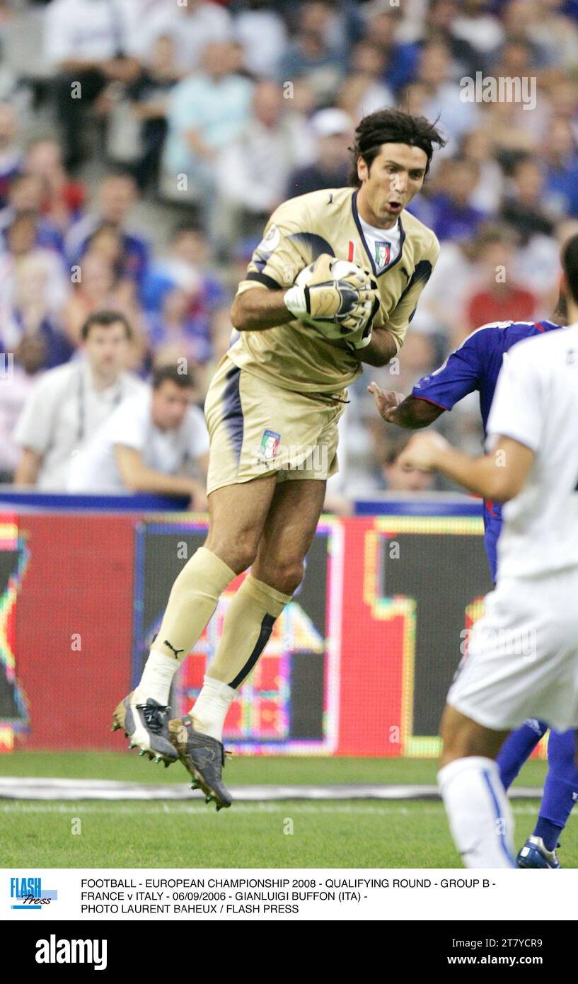 Gianluigi buffon 2008 italy hi-res stock photography and images - Alamy