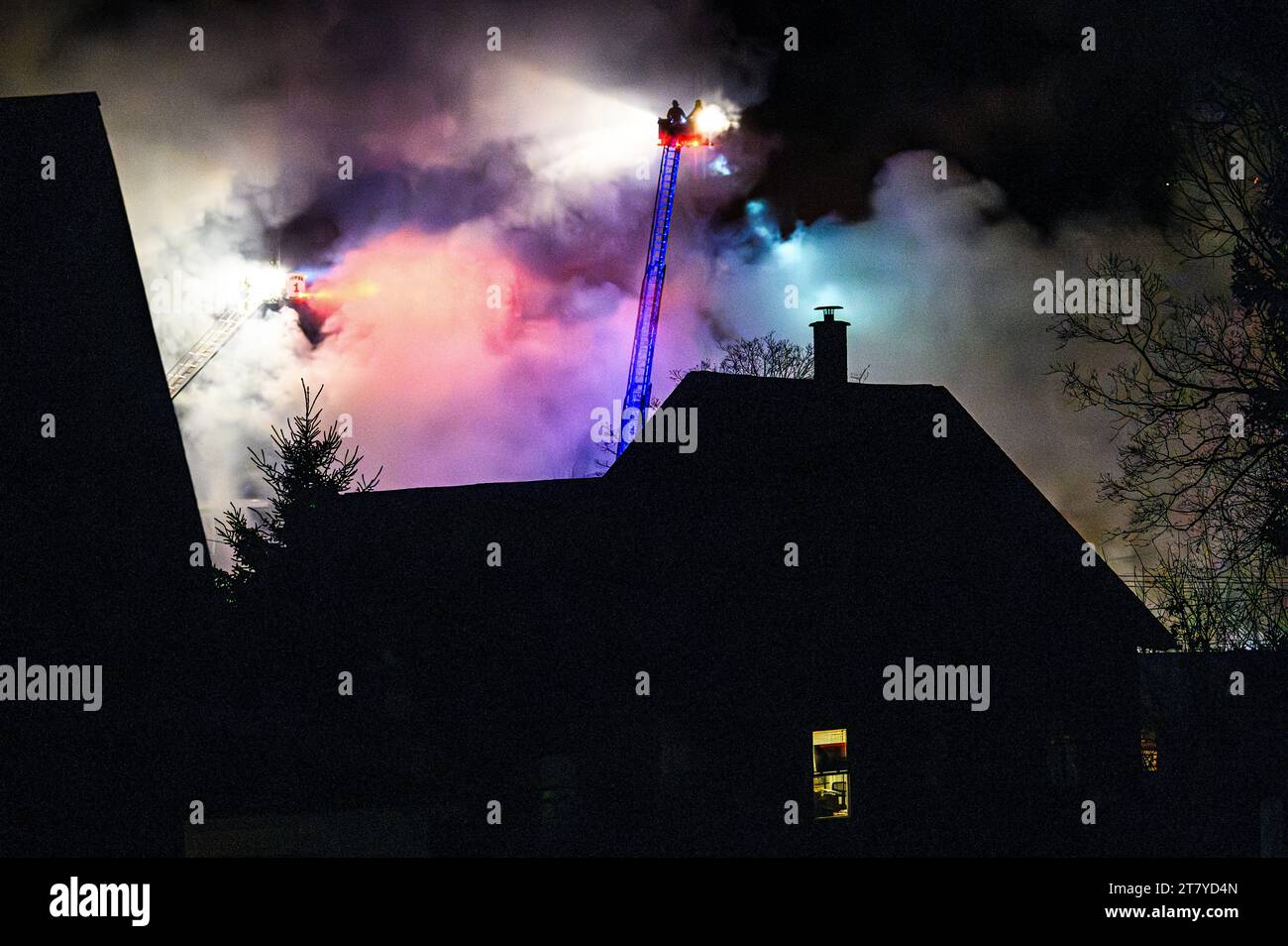 Dangerous places hi-res stock photography and images - Alamy