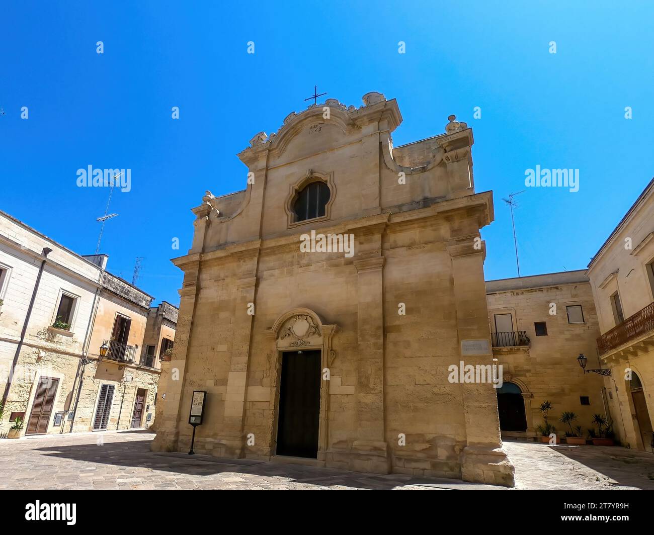 Old italian church in the baroque city of Lecce Stock Photo - Alamy