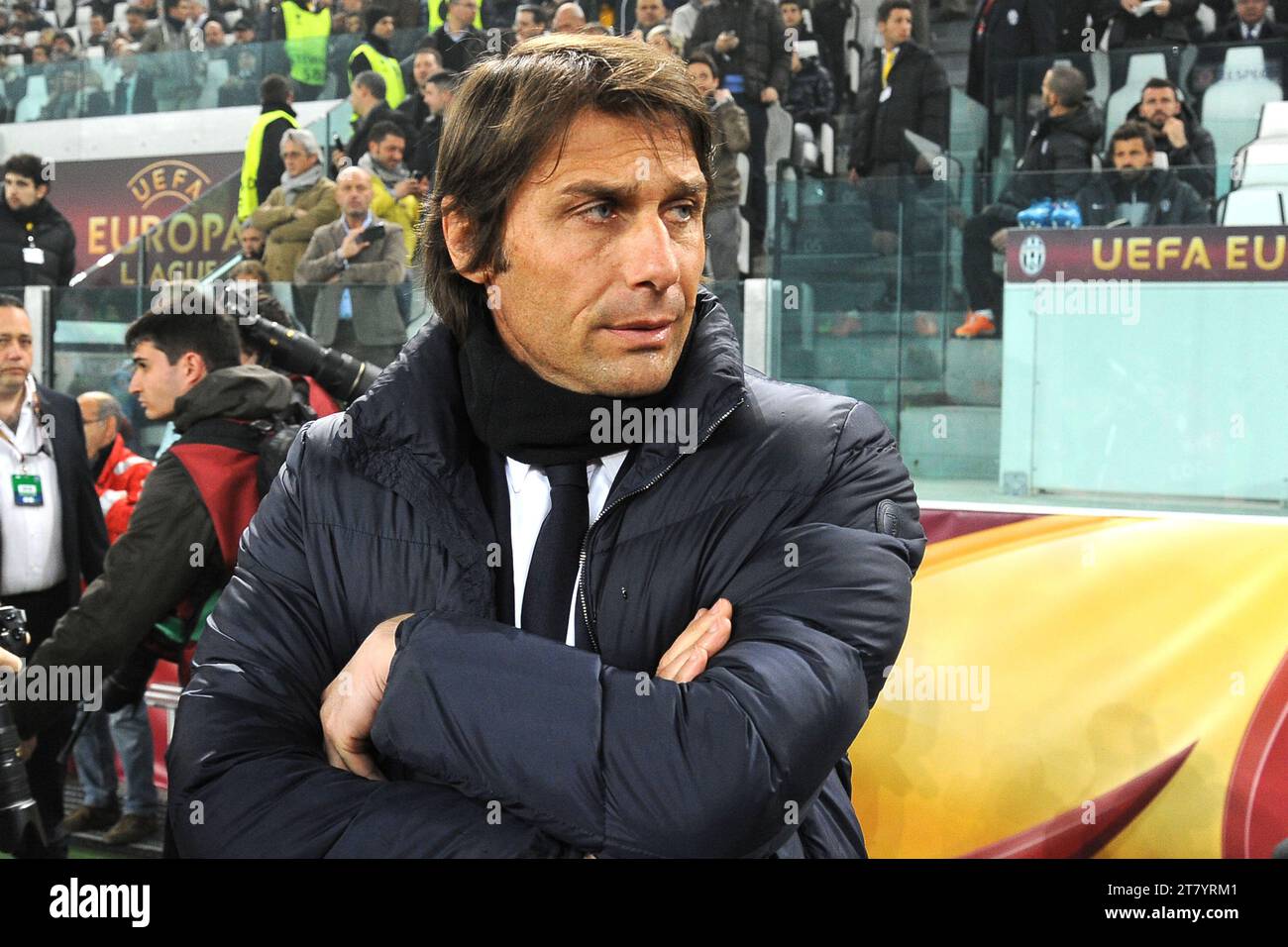 Antonio Conte head coach of FC Juventus looks on prior to the UEFA ...
