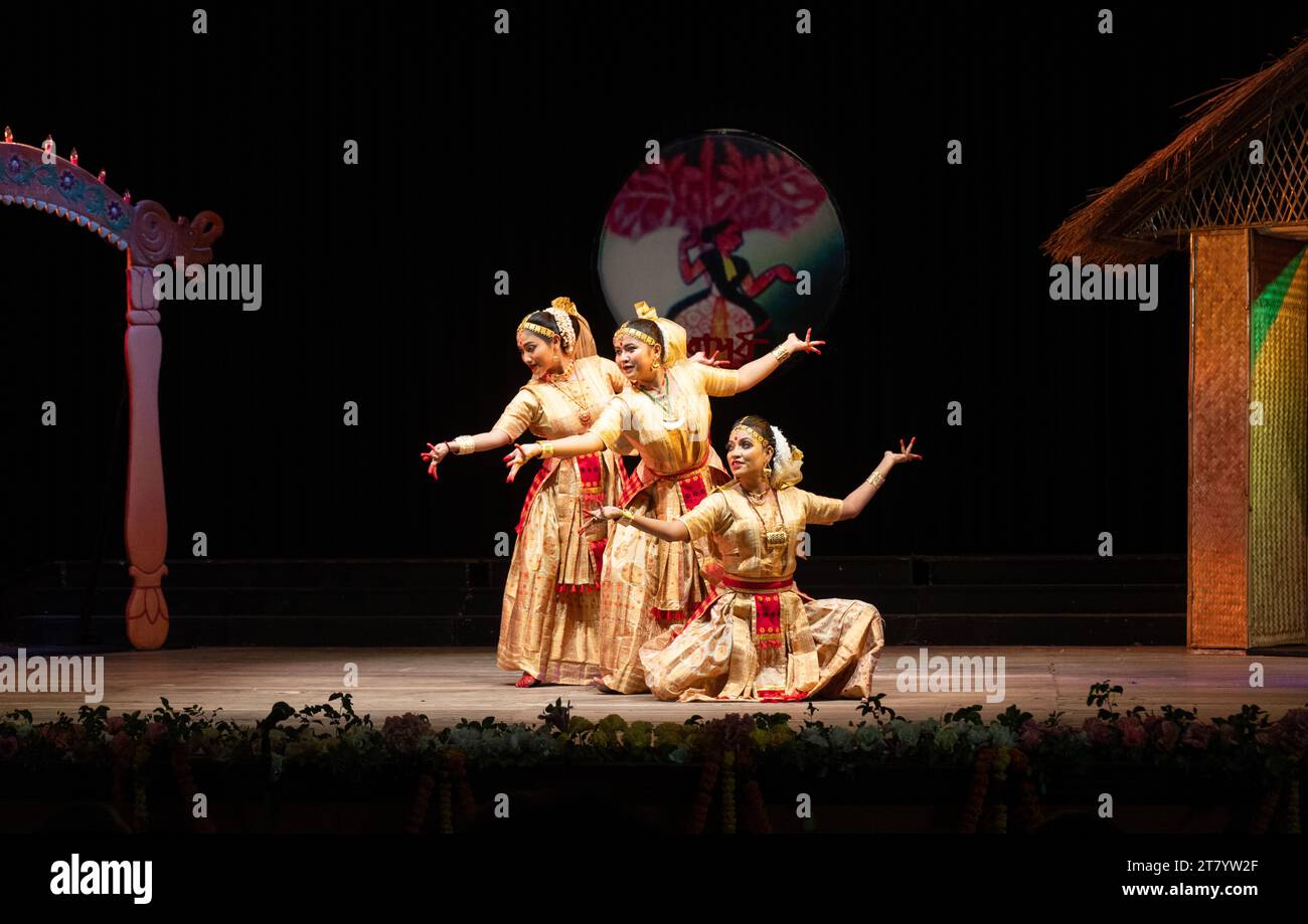 Sattriya dance hi-res stock photography and images - Alamy