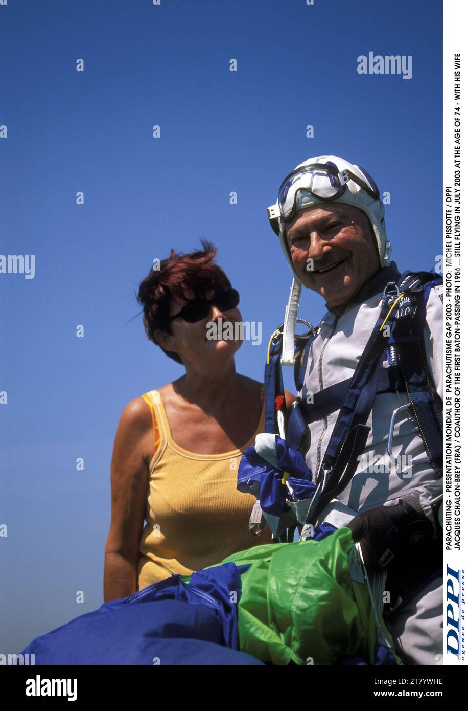 PARACHUTING - PRESENTATION MONDIAL DE PARACHUTISME GAP 2003 - PHOTO ...