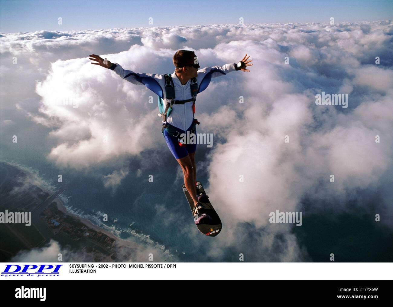 SKYSURFING - 2002 - PHOTO: MICHEL PISSOTTE / DPPI ILLUSTRATION Stock Photo - Alamy