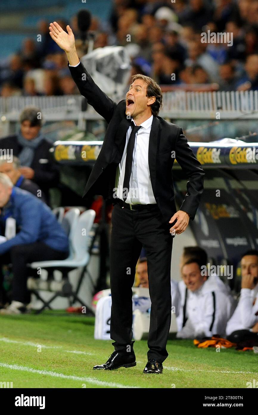Rudi Garcia head coach of AS Roma reacts during the italian ...