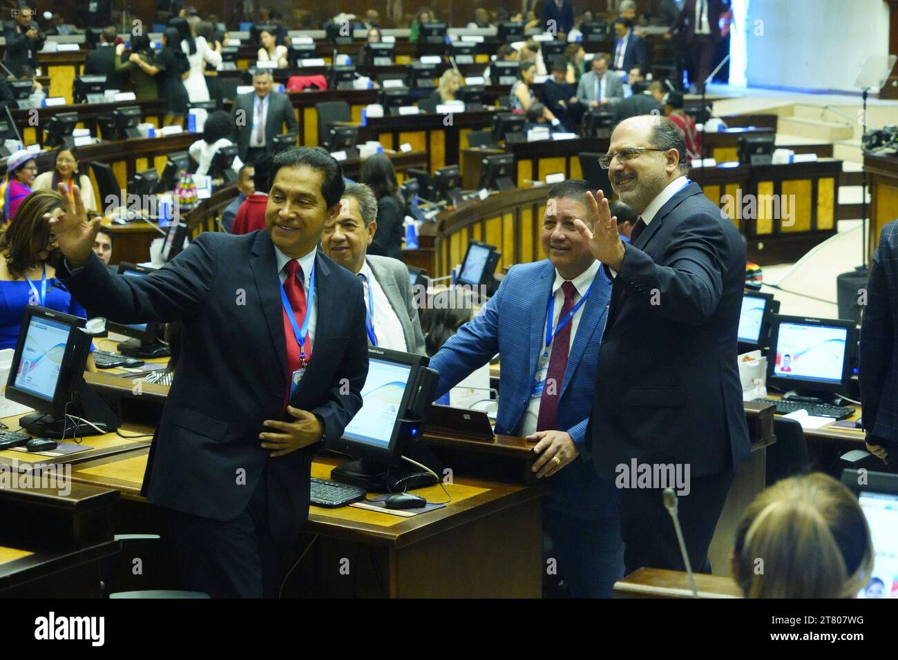 ASAMBLEA SESION DE INSTALACION 2023 Quito, viernes 17 de noviembre del ...