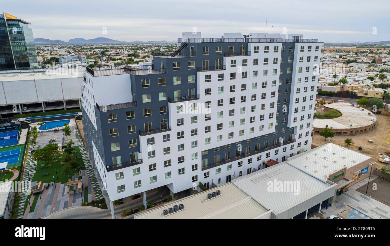 Kyo Hexus departmental building Hexus District or Hexus Plaza in ...