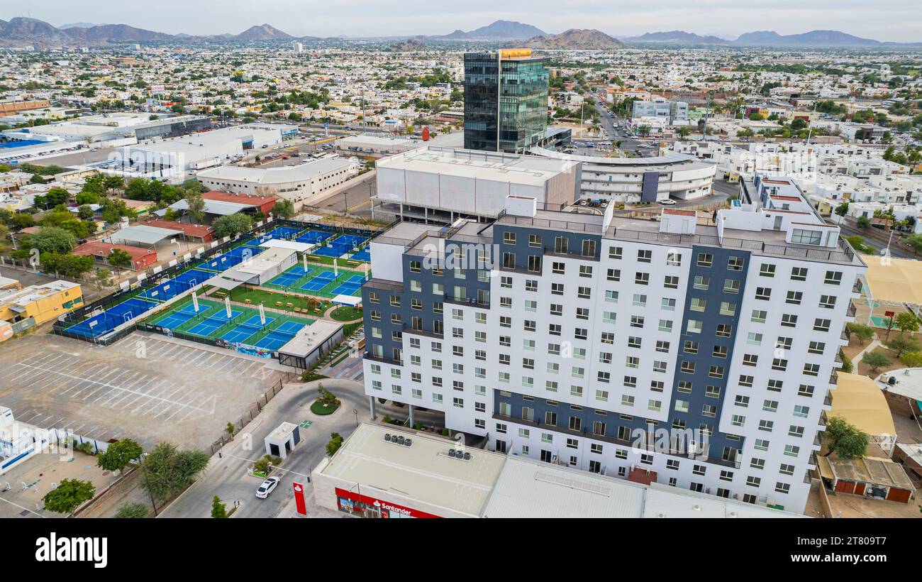 Kyo Hexus departmental building Hexus District or Hexus Plaza in ...