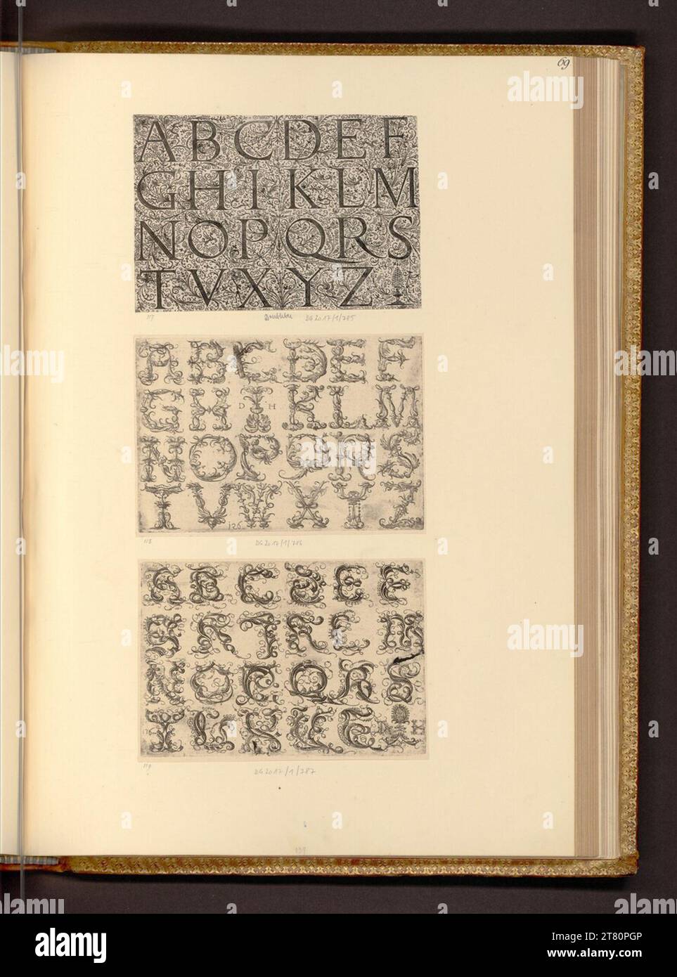 Daniel Hopfer (Ausführende r Künstler in) Three alphabets. etching 1500 ...
