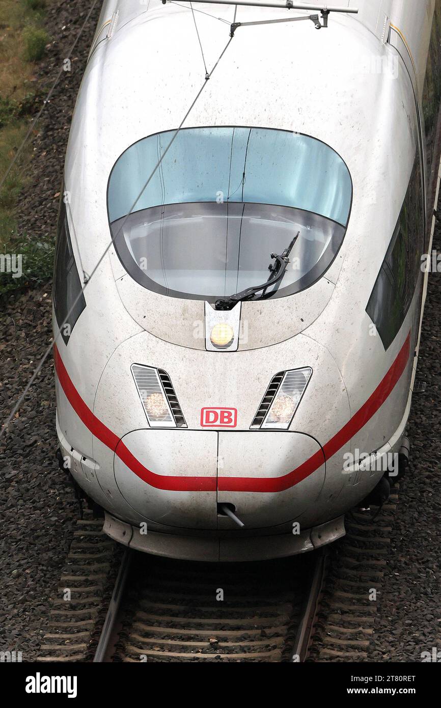 Triebwagen DB, ICE, 11.11.2023, Bild: *** DB railcar, ICE, 11 11 2023 ...