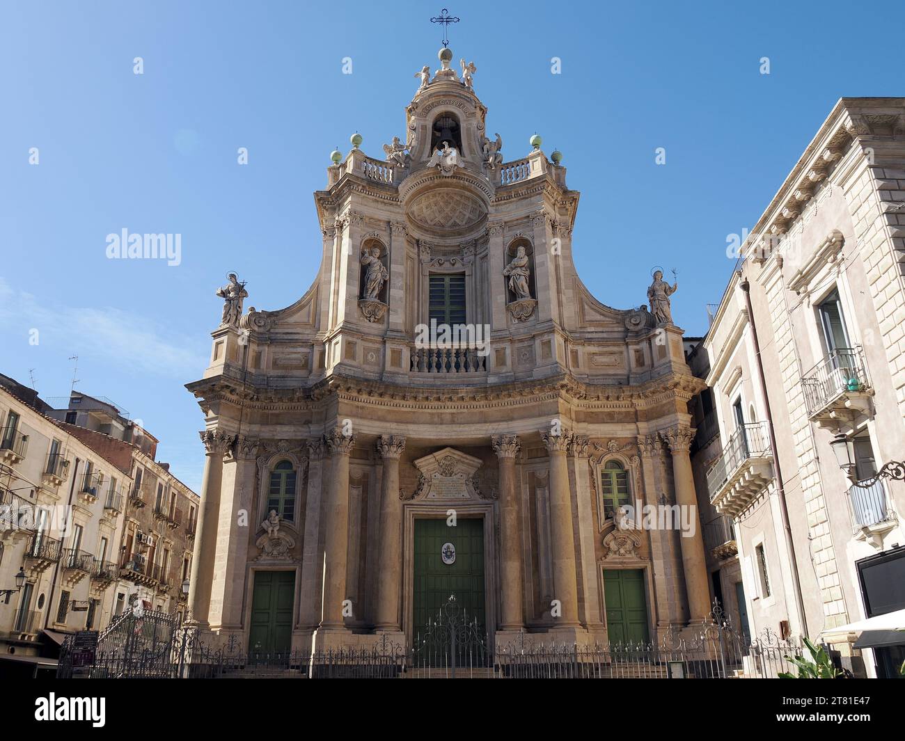 Basilica Maria Santissima dell'Elemosina, Basilica della Collegiata ...