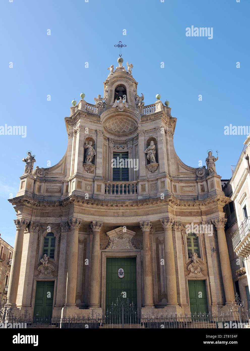 Basilica Maria Santissima dell'Elemosina, Basilica della Collegiata ...