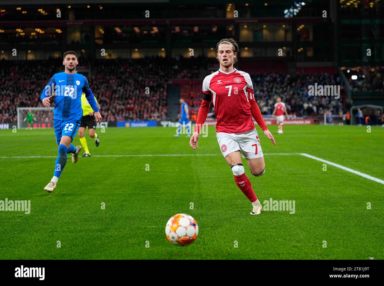 Parken, Copenhagen, Denmark. 17th Nov, 2023. Mathias Jensen (Denmark ...