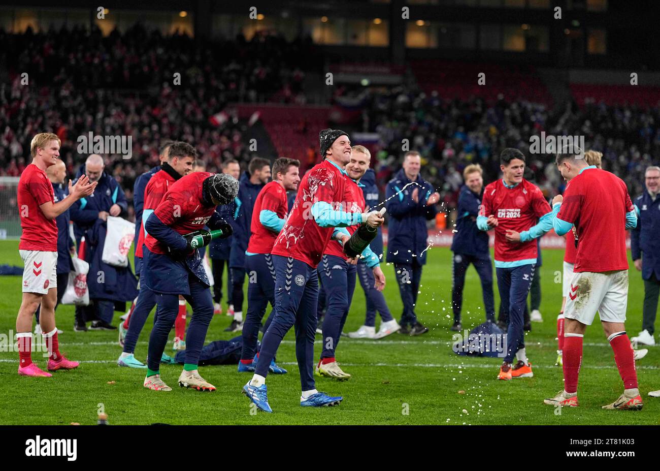Parken, Copenhagen, Denmark. 17th Nov, 2023. Frederik RÃ¸nnow (Denmark ...