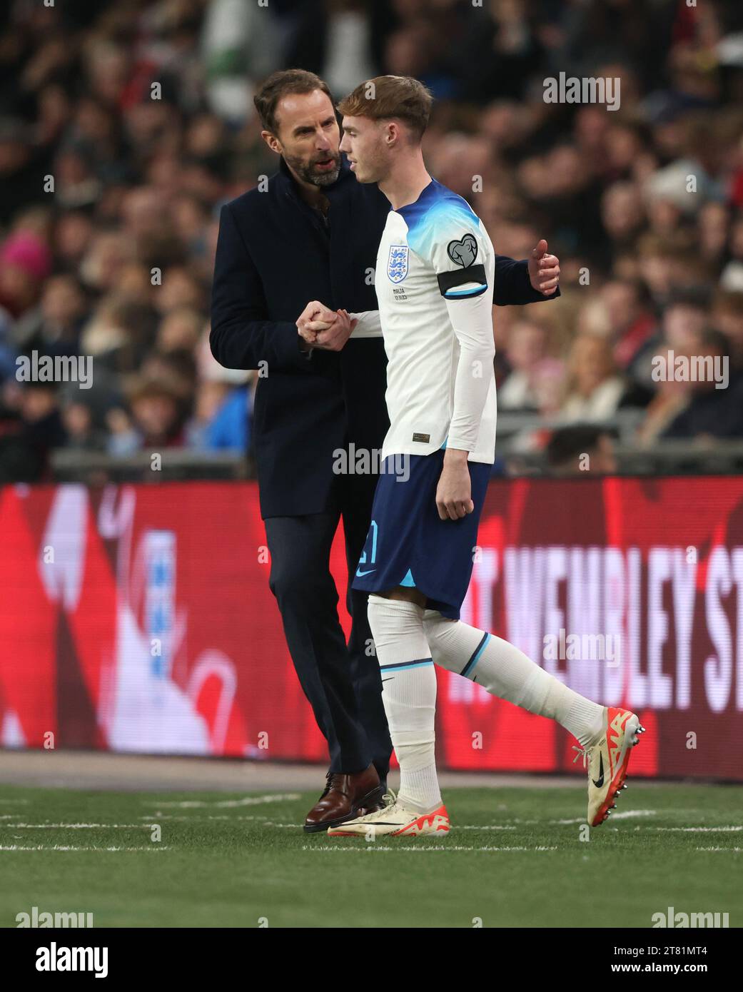 London, UK. 17th Nov, 2023. Gareth Southgate (England head coach) Cole ...