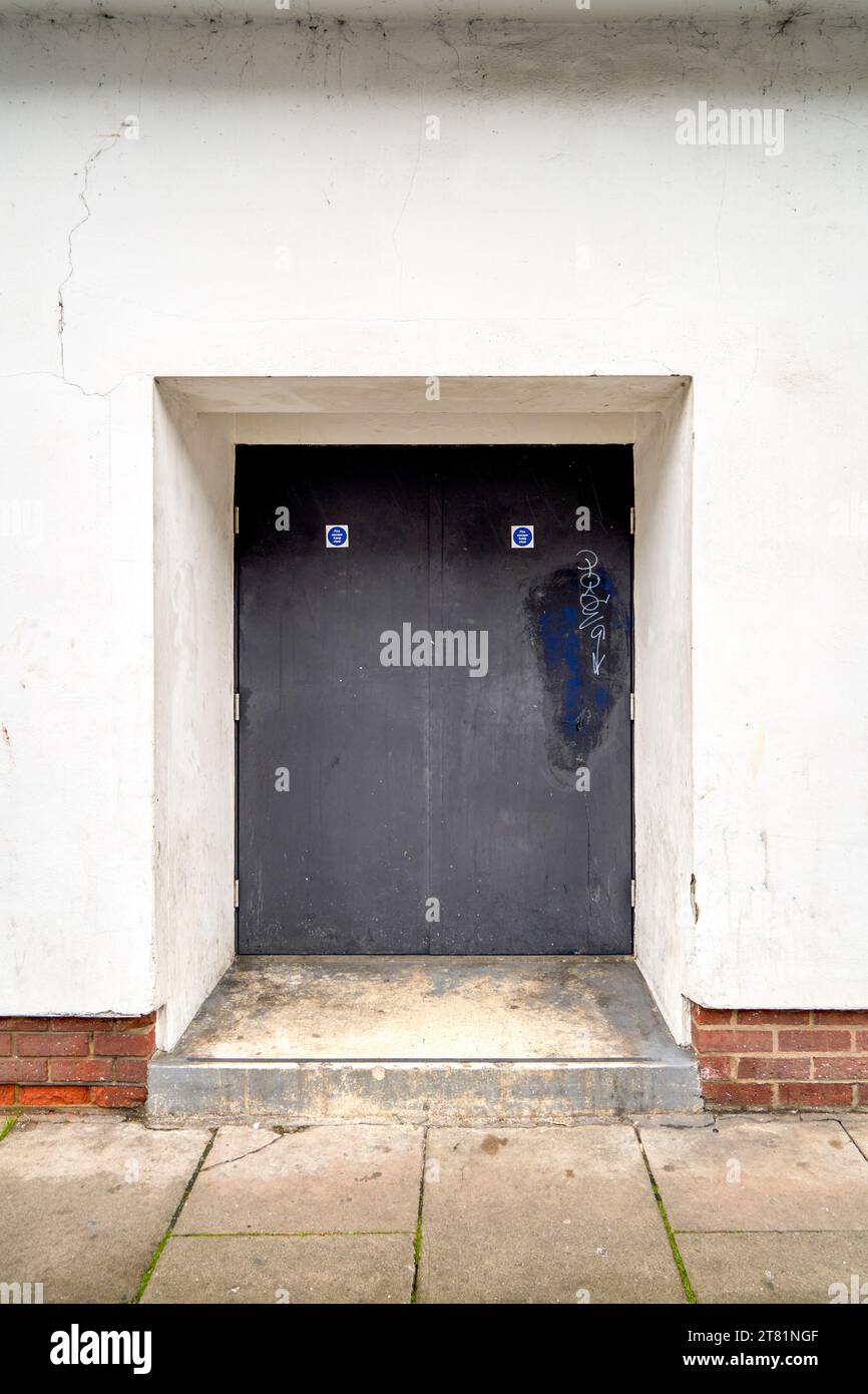 Fire exit doors Stock Photo - Alamy