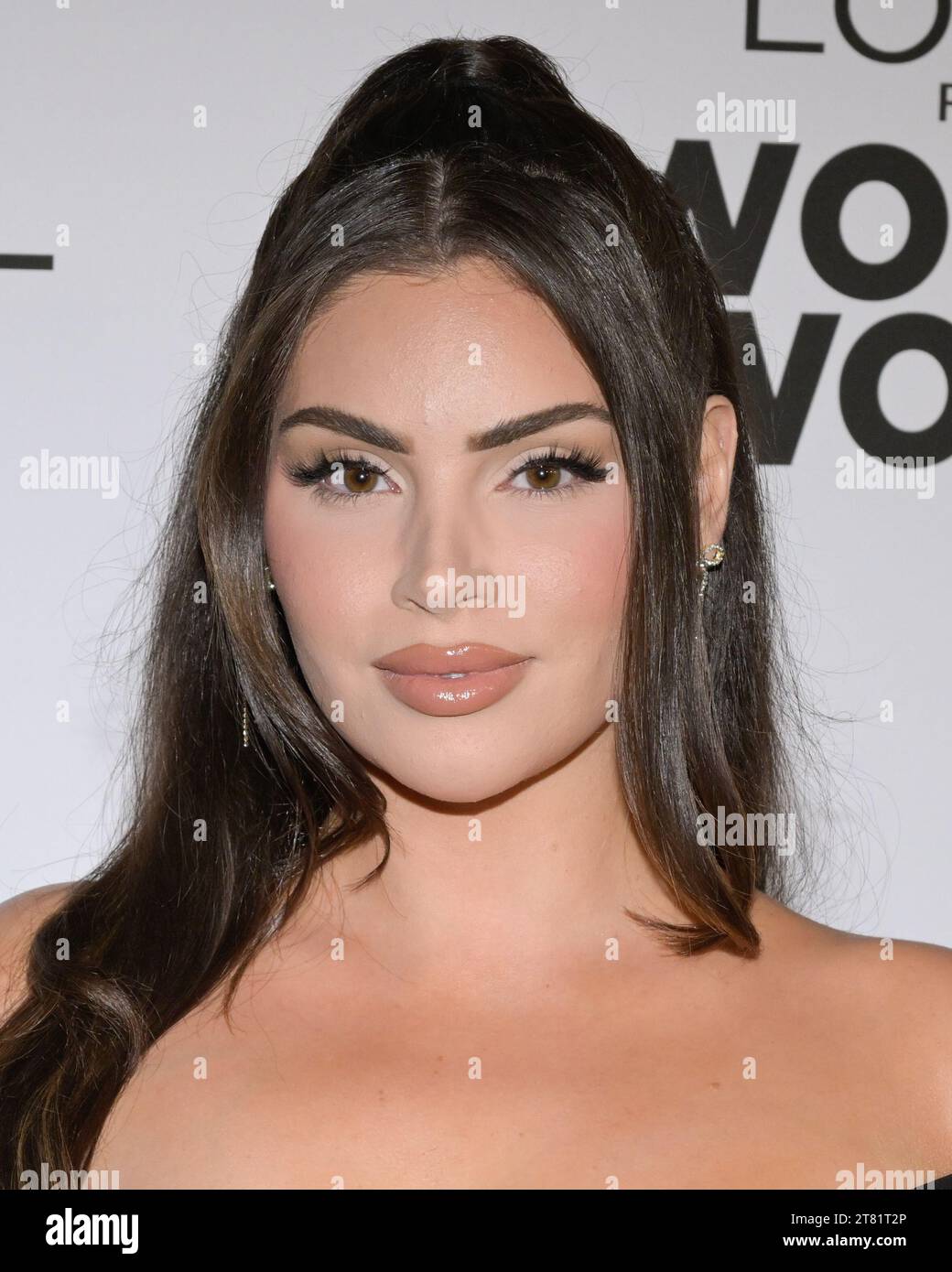 Women of worth celebration hi-res stock photography and images - Alamy