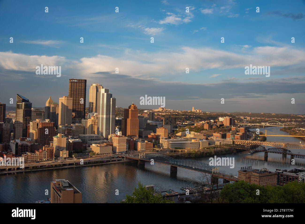 Allegheny river waterfront in pittsburgh hi-res stock photography and ...