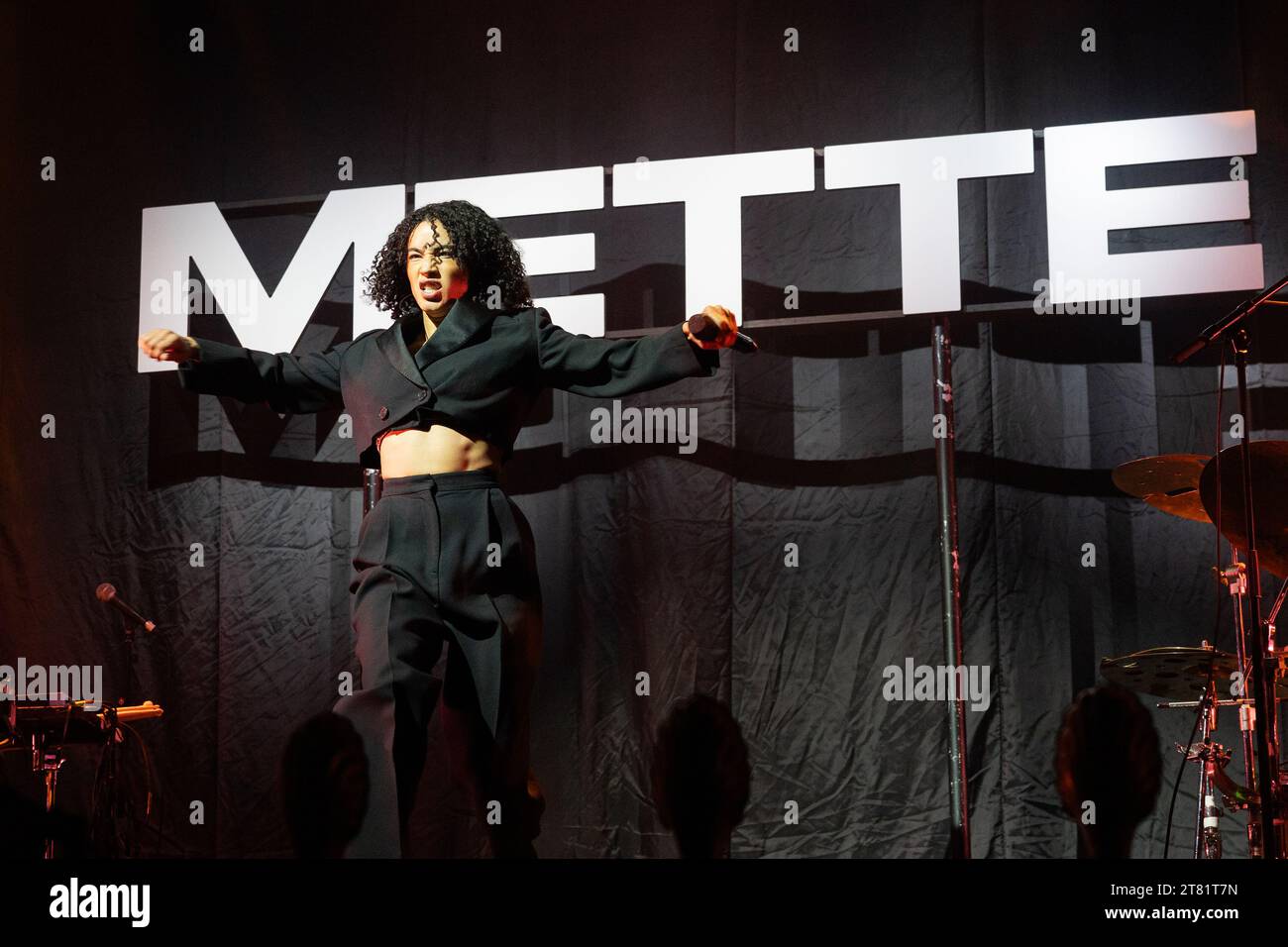 London, UK. November 17, 2023. Singer Mette performs at Alexandra ...