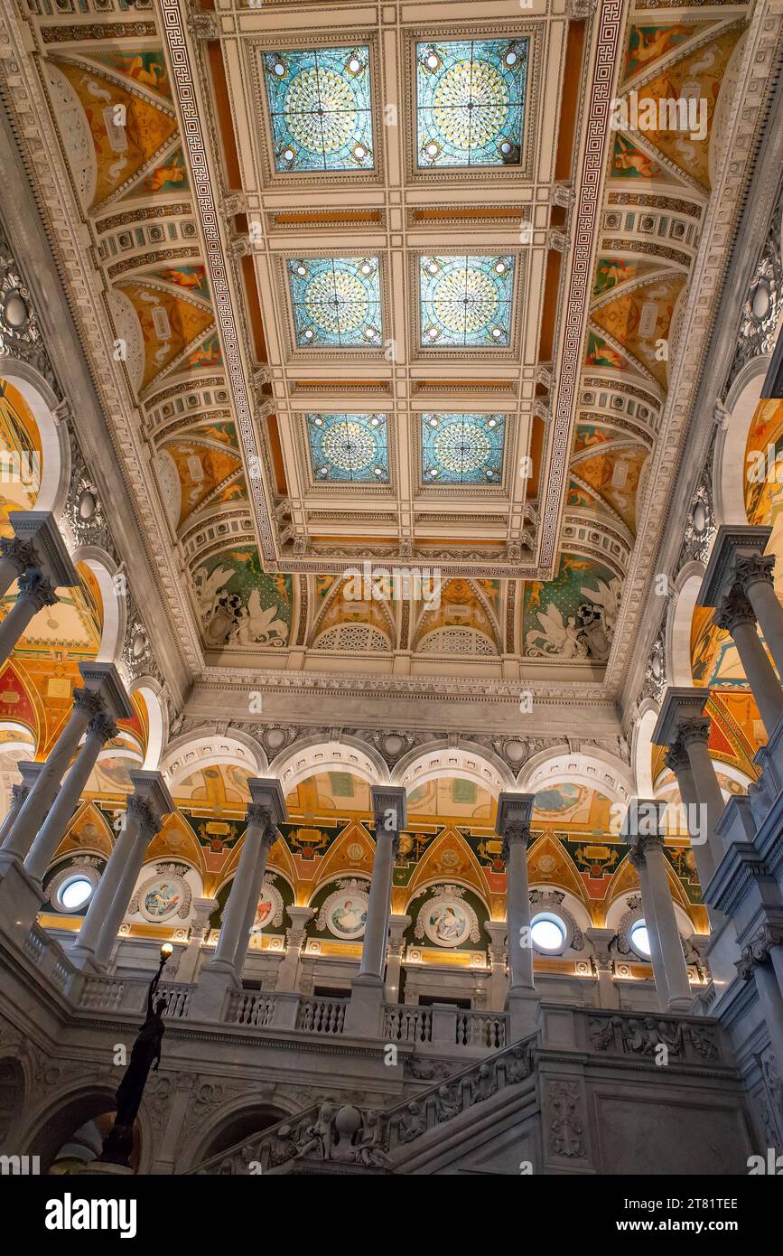 Classical renaissance architecture library hi-res stock photography and ...