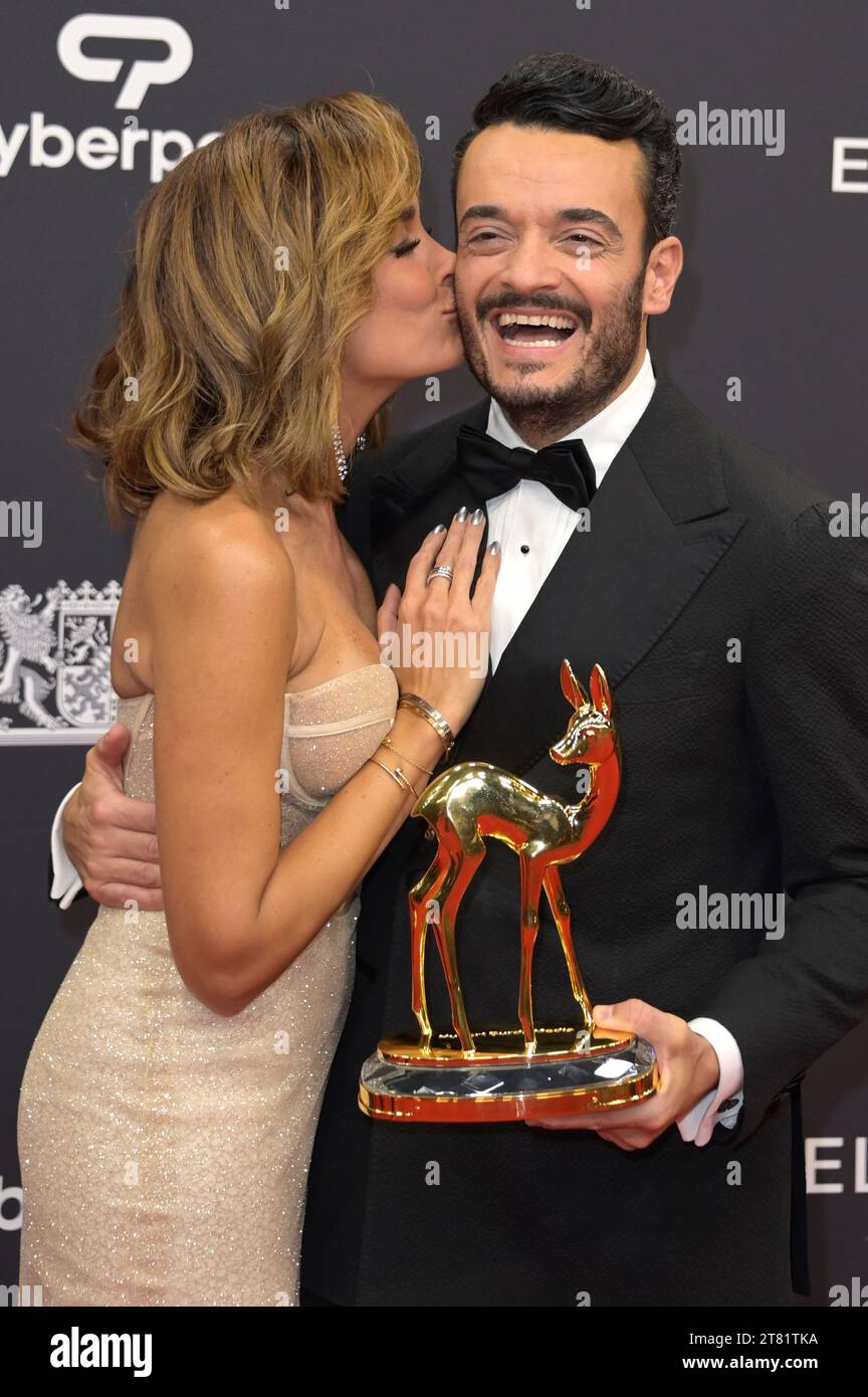 Giovanni Zarrella mit Ehefrau Jana Ina Zarrella bei der 75. Bambi ...