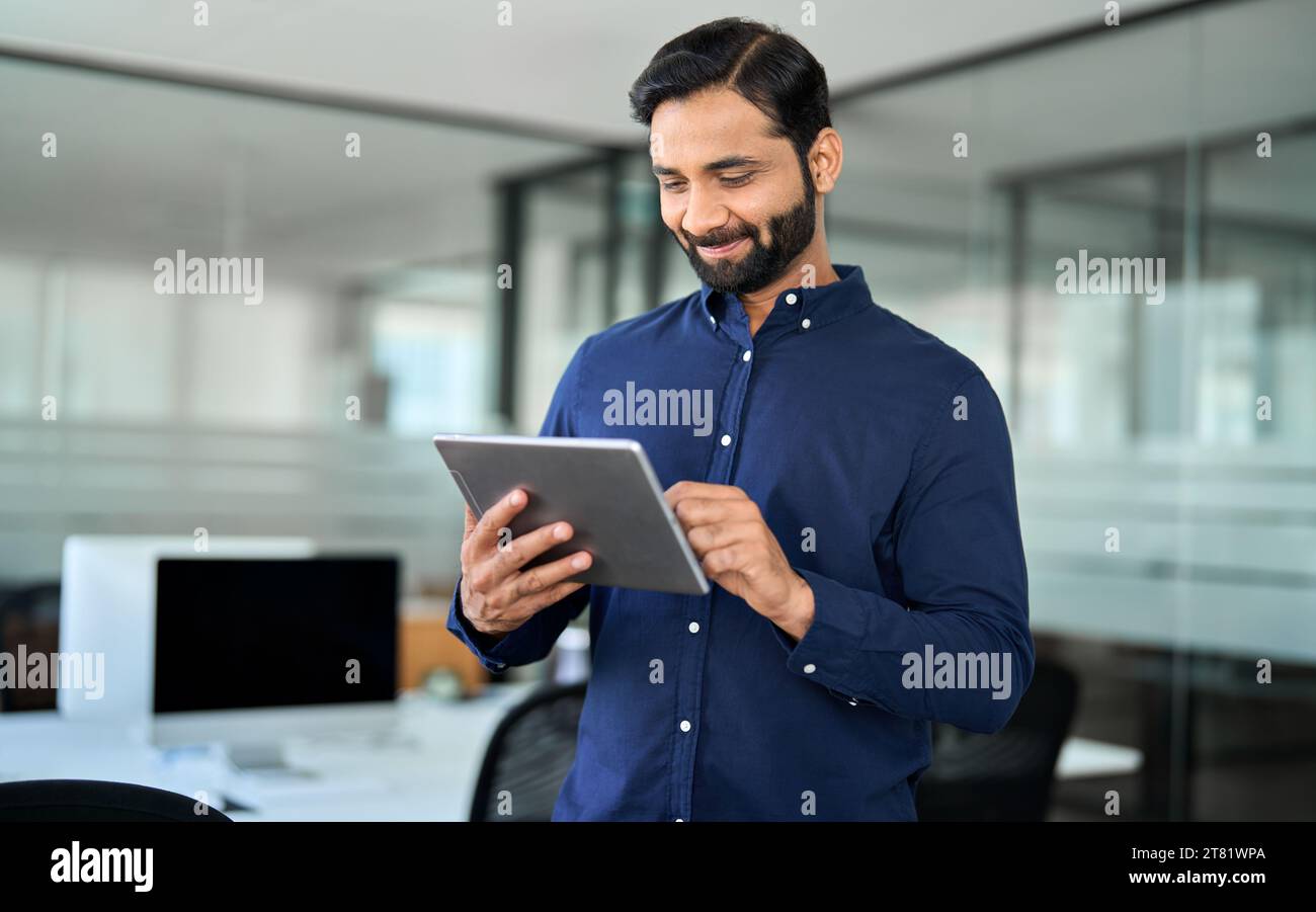 Indian busy in bank hi-res stock photography and images - Alamy