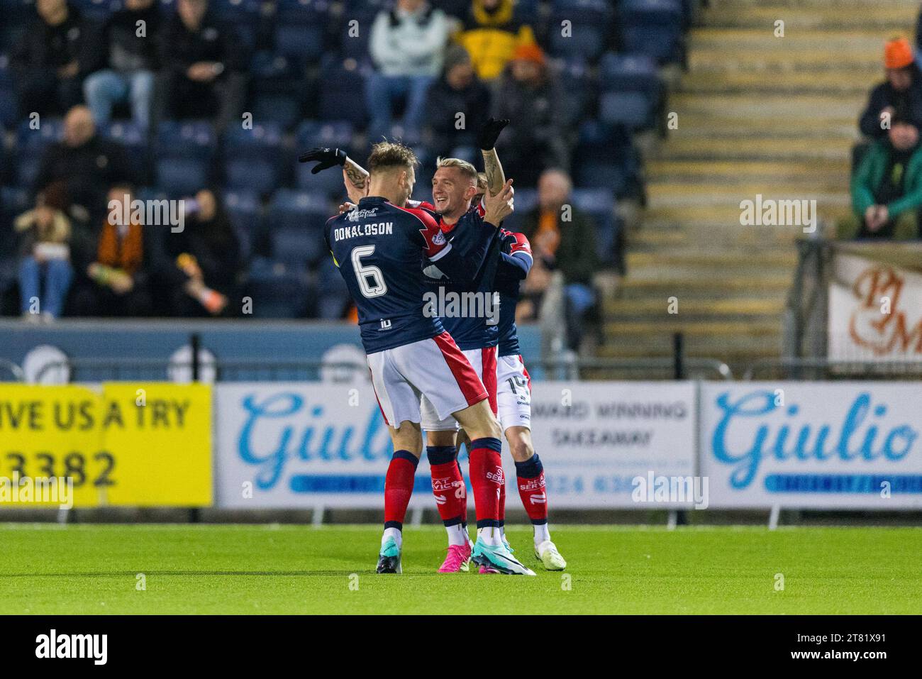 Falkirk scores the opening goal hi-res stock photography and images - Alamy