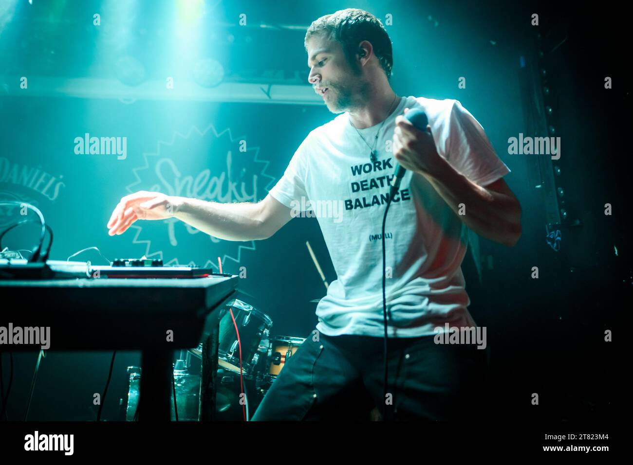 Edinburgh, Scotland. Fri 17 November 2023. NYC band Lip Critic perform ...