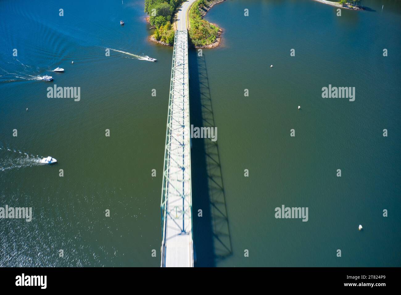Bethany bridge is one of the iconic bridge in Georgia is made up of ...