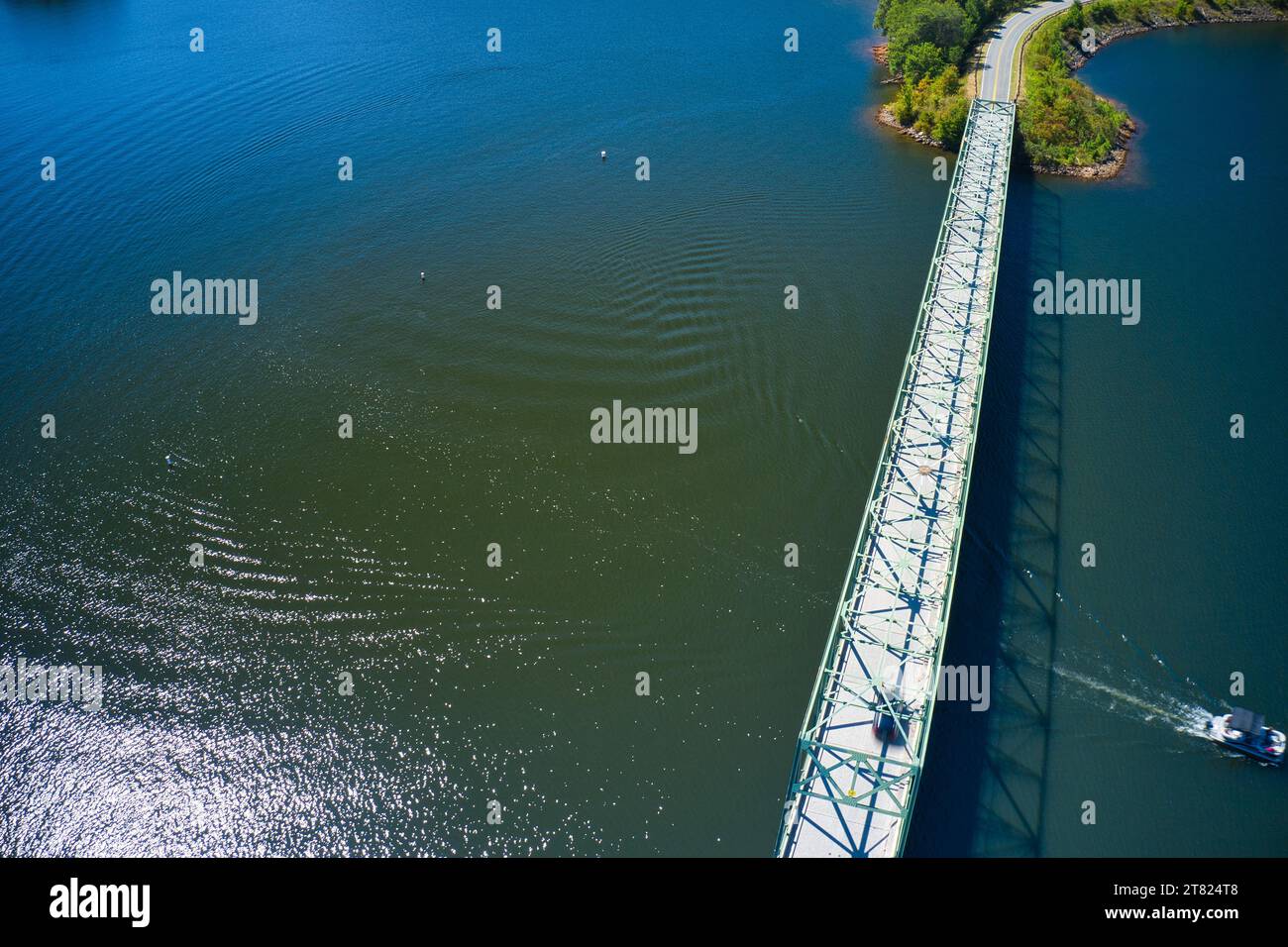 Bethany bridge is one of the iconic bridge in Georgia is made up of ...