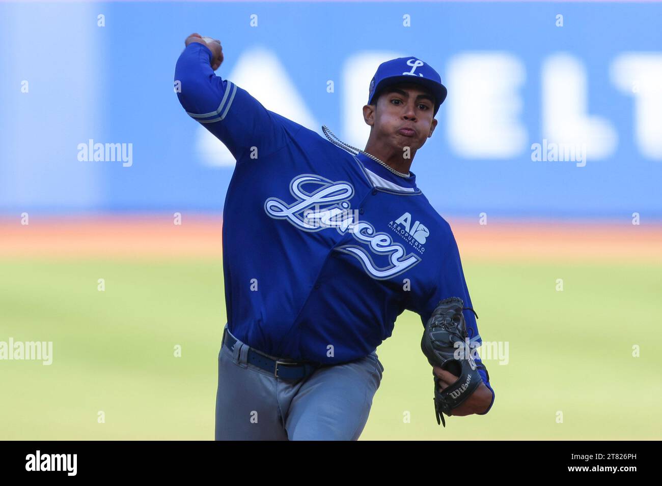 Los Tigres del Licey starting pitcher Adrian Rodriguez (59) throws ...