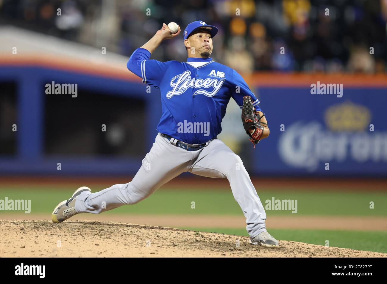 Los Tigres del Licey relief pitcher Hansel Robles (57) throws during ...