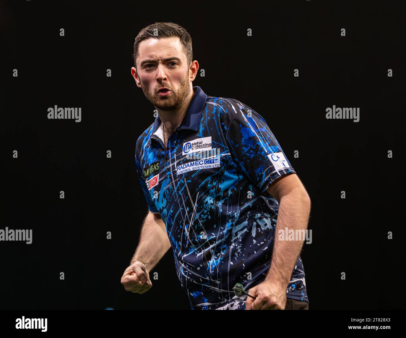 WV Active, Aldersley, Wolverhampton, UK. 17th Nov, 2023. 2023 PDC Grand ...