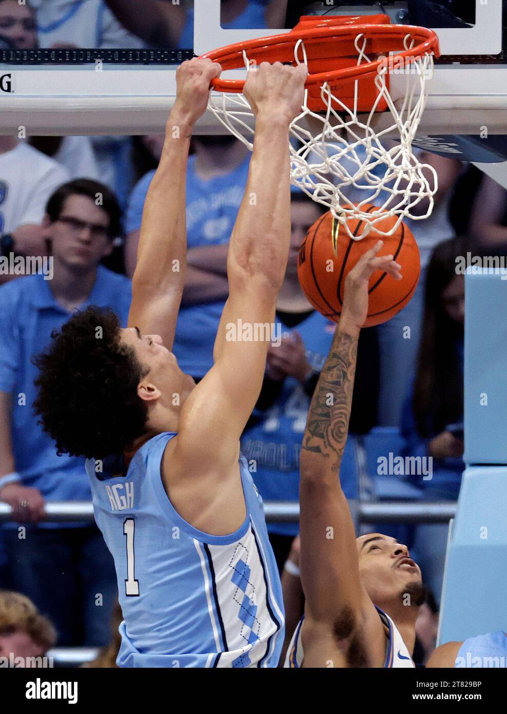 North Carolina forward Zayden High (1) dunks over UC Riverside forward ...