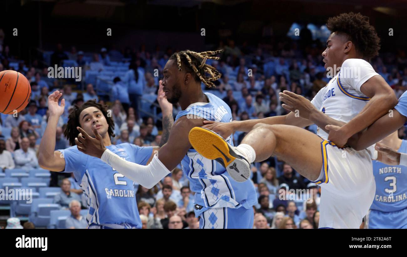 North Carolina guard Elliott Cadeau (2) and forward Jae'Lyn Withers ...