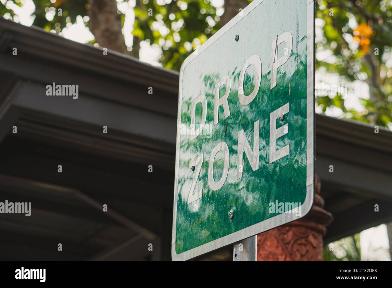 Drop zone road signage green color Stock Photo - Alamy