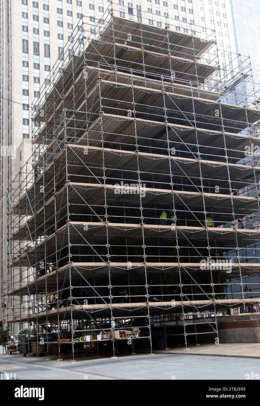 NEW YORK, NY- NOVEMBER 17: View of scaffolding surrounding the ...