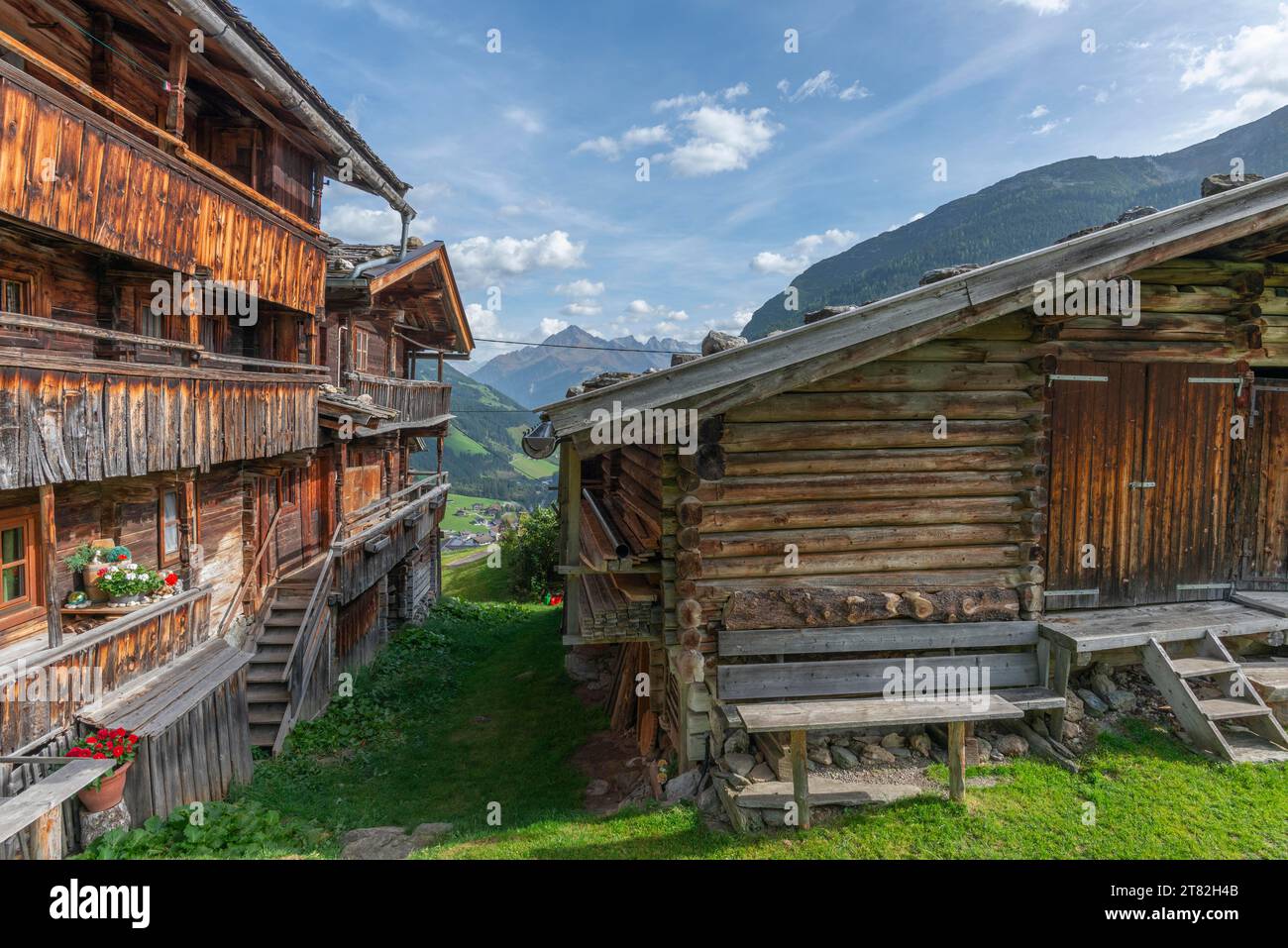 Historic farmhouses in the hamlet of Gemais, former Schwaighof ...