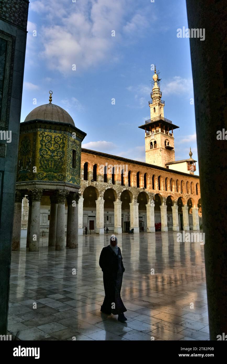 Abbasid architecture hi-res stock photography and images - Alamy