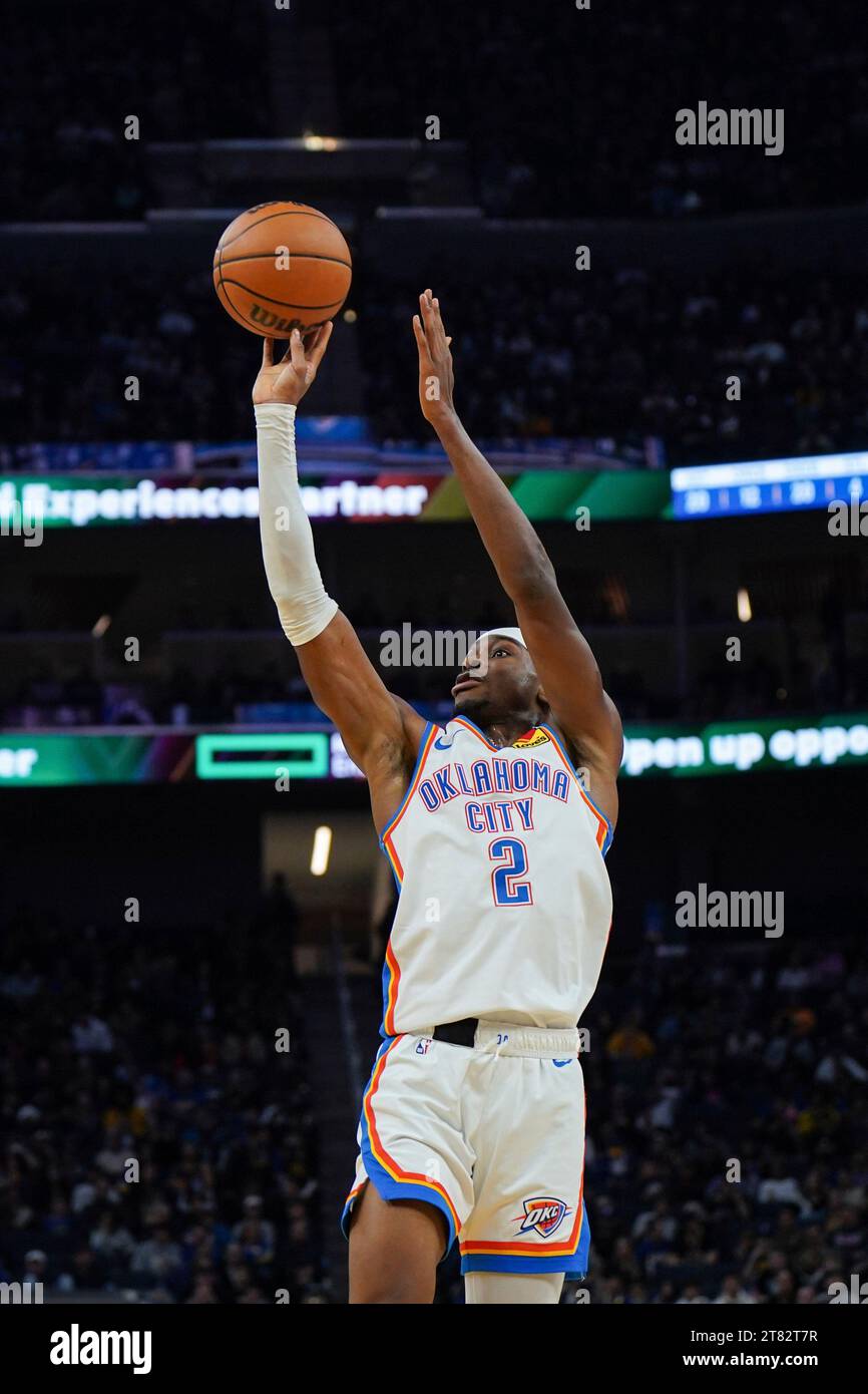 Oklahoma City Thunder guard Shai Gilgeous-Alexander (2) during an NBA ...