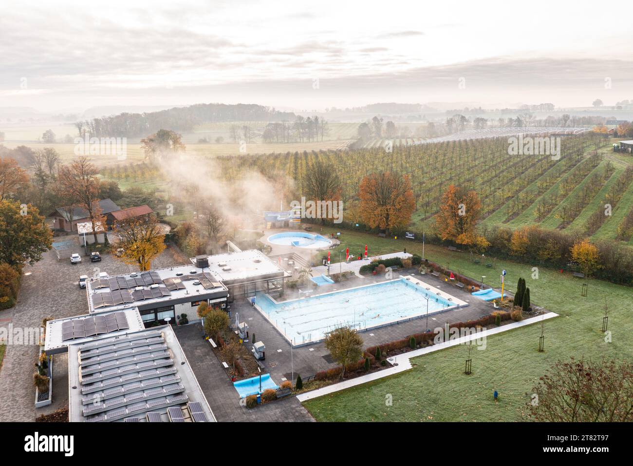 Oelde, Germany. 17th Nov, 2023. At an outside temperature of 1 degree ...