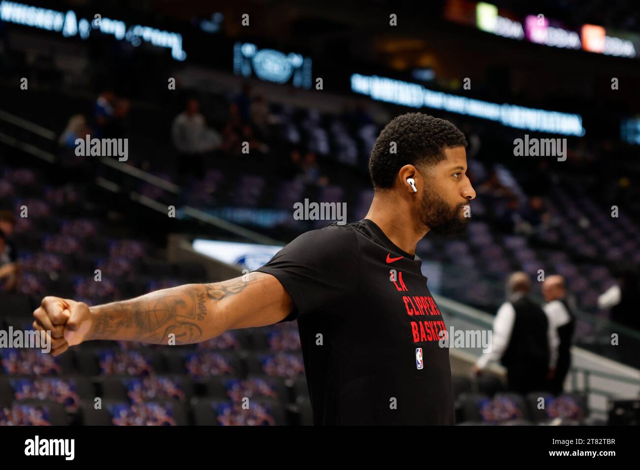Los Angeles Clippers forward Paul George (13) during pregame warmups ...