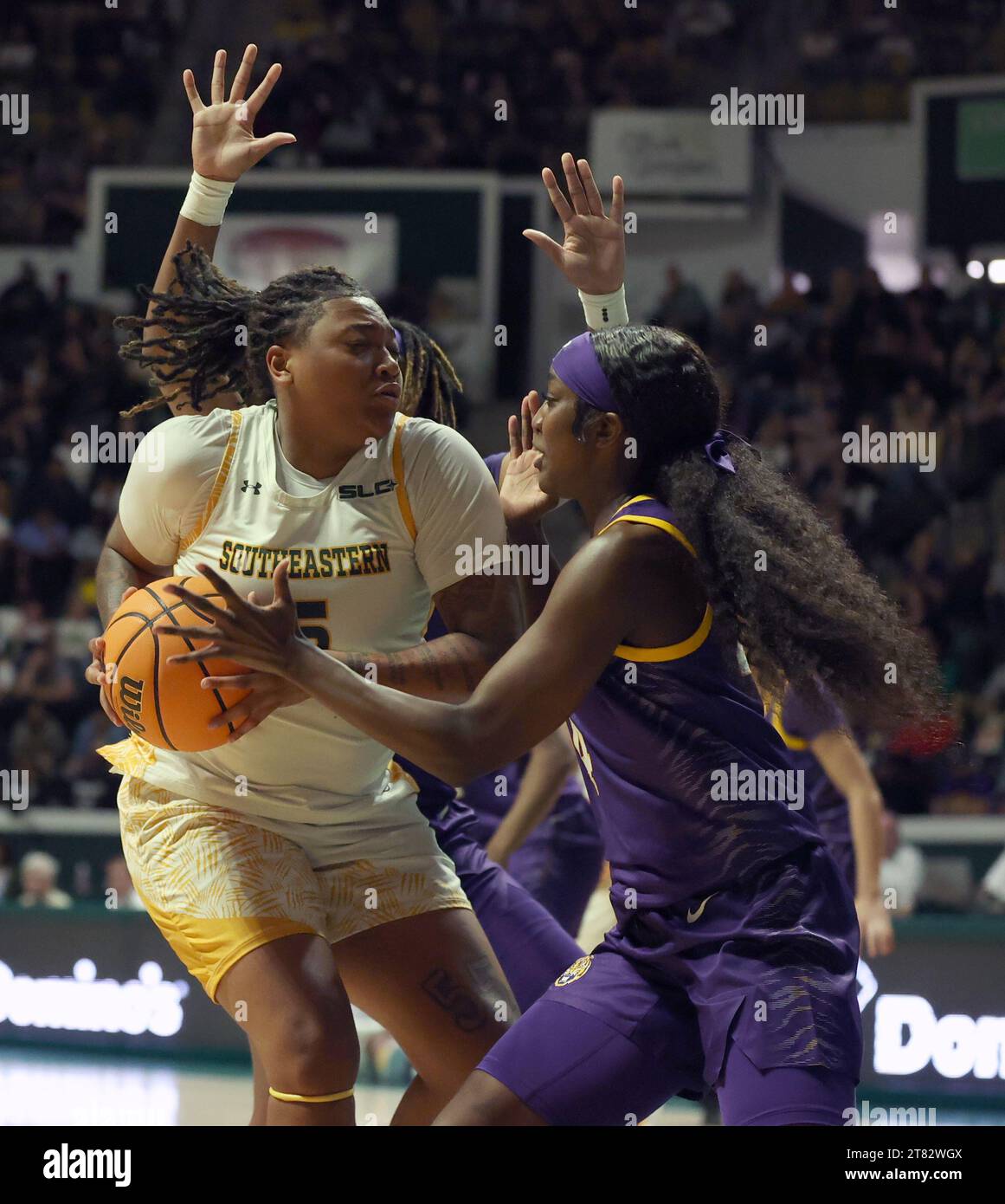 Hammond, USA. 17th Nov, 2023. SE Louisiana Lady Lions guard Taylor Bell ...