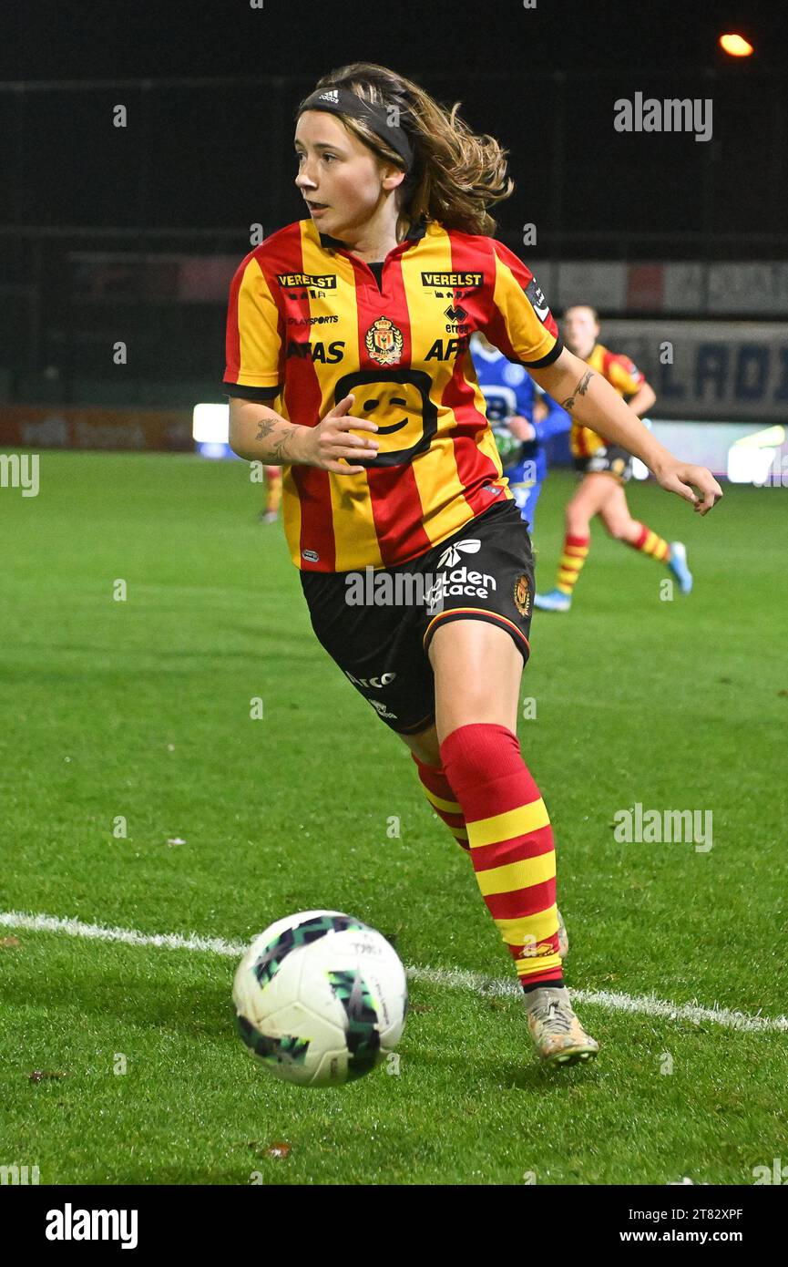 Oostakker, Belgium. 17th Nov, 2023. Debby Coenraets (14) of KV Mechelen ...